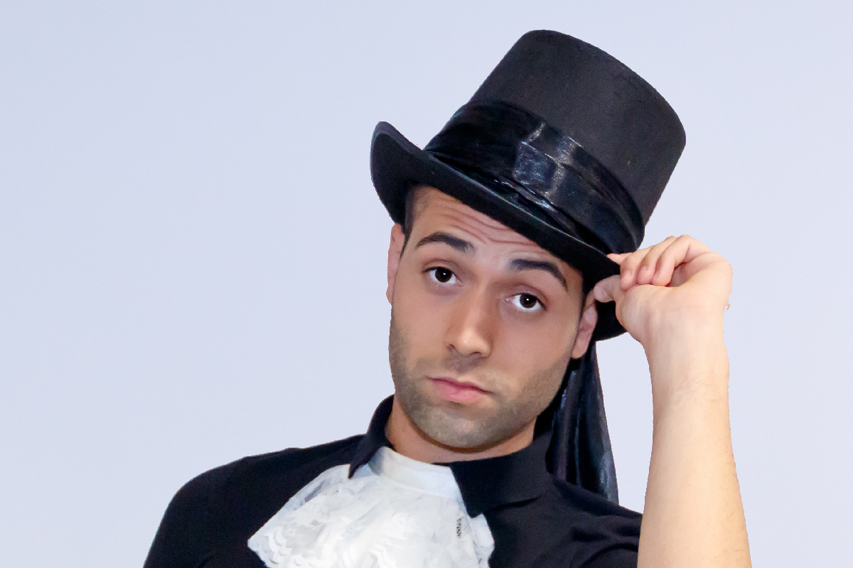 Ángel Crespo - La Tourné Teatro